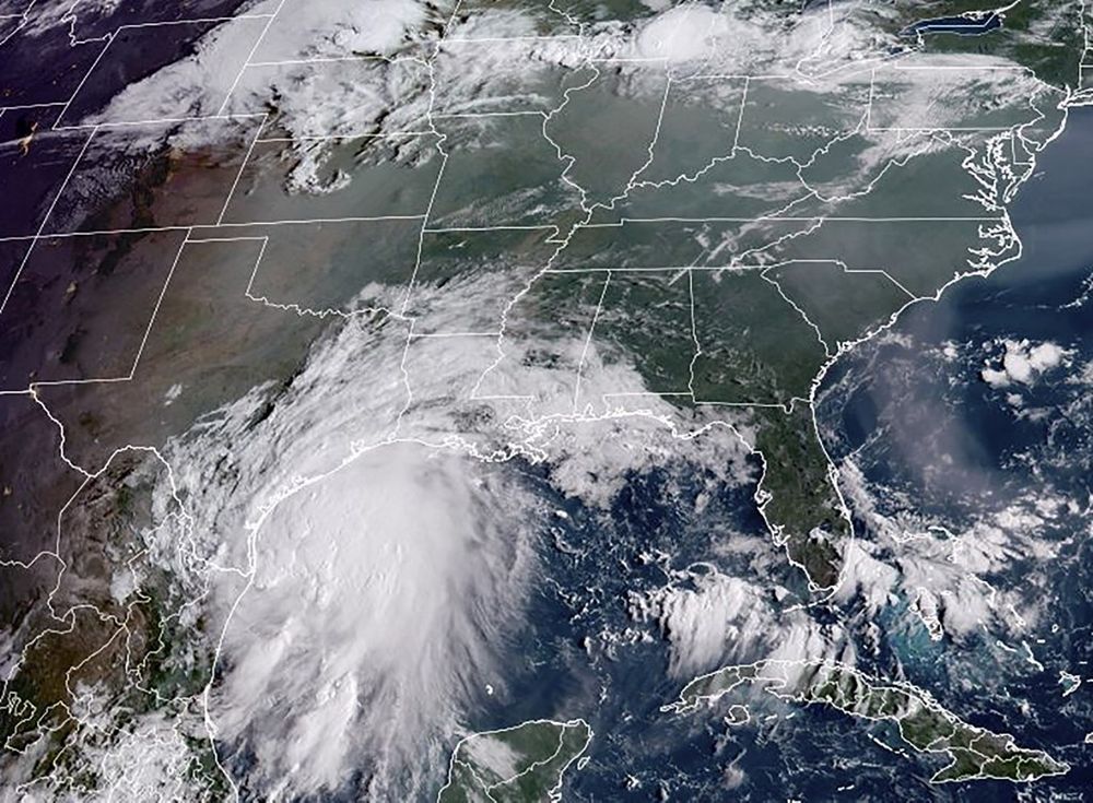 Hurricane Nicholas Strikes Louisiana, Texas - i24NEWS