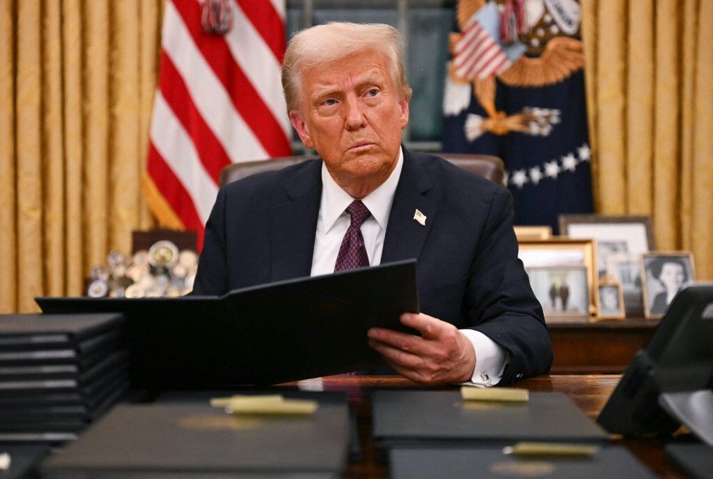Trump Expected To Restore 'maximum Pressure' On Iran - Report - i24NEWS