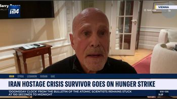 Iran Hostage Crisis, News And Latest Headlines - i24NEWS