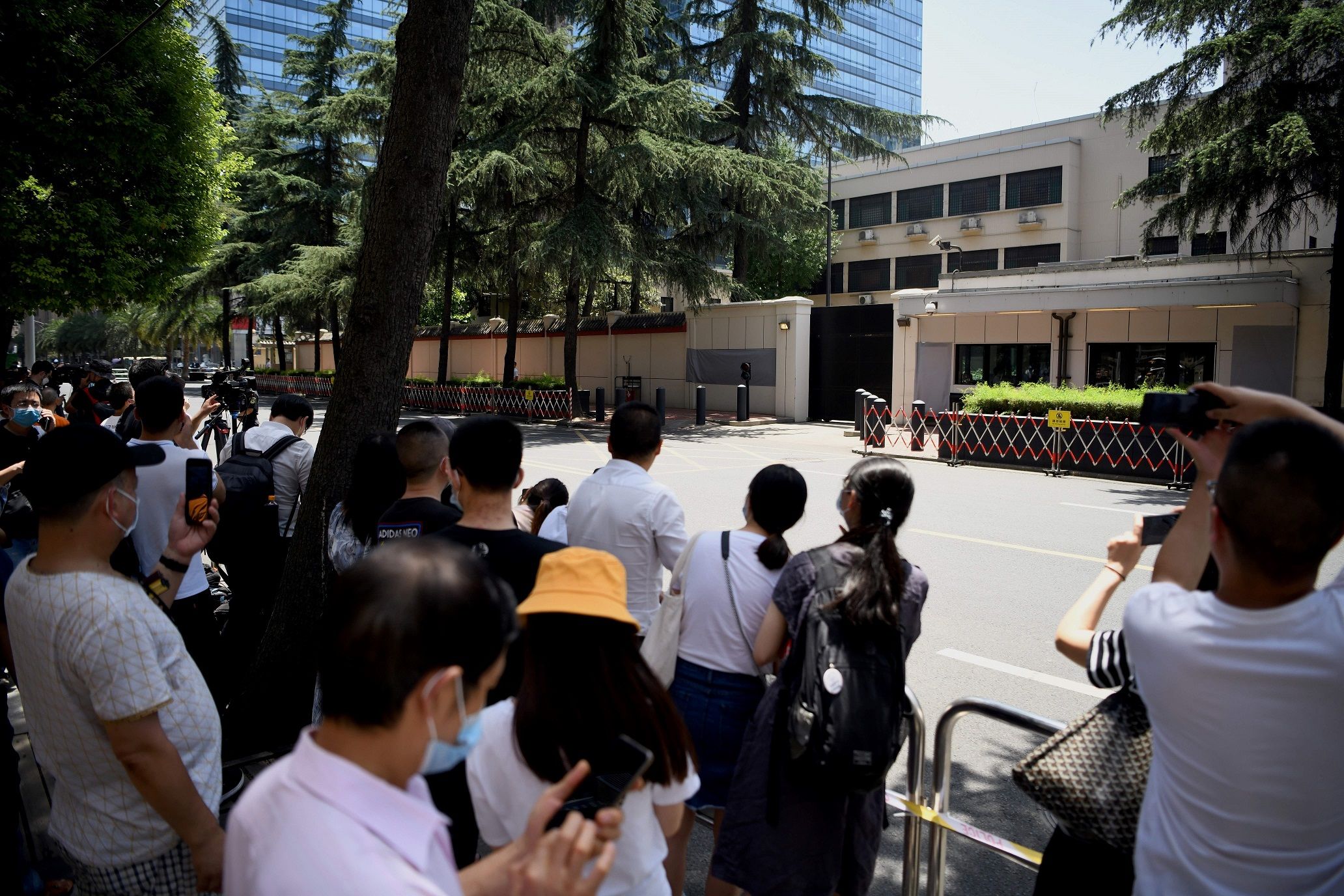 Chinese Authorities Take Over Closed US Consulate In Chengdu - i24NEWS
