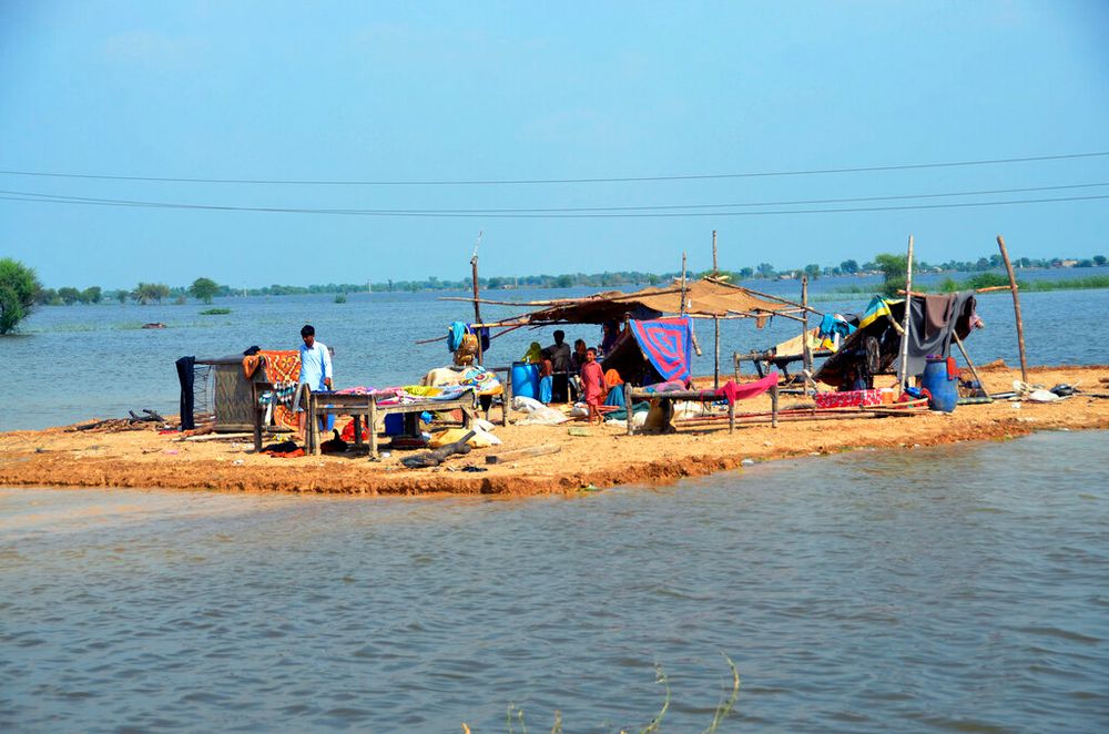Pakistan Looks 'like A Sea' From Floods, Says PM Sharif - i24NEWS
