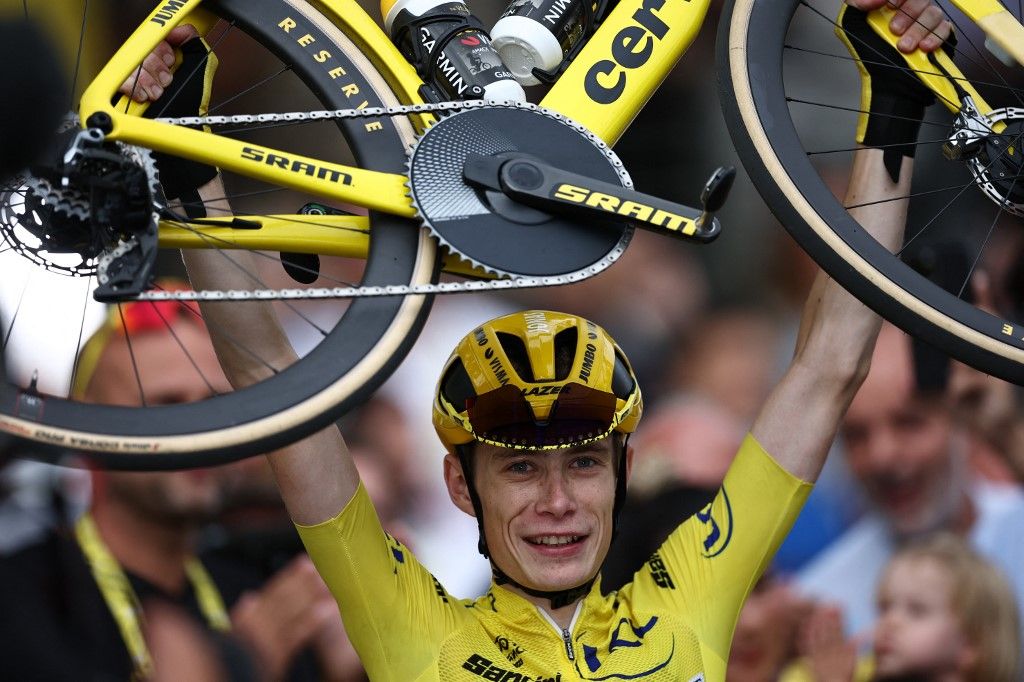 Denmark's Vingegaard Wins Second Successive Tour De France - i24NEWS