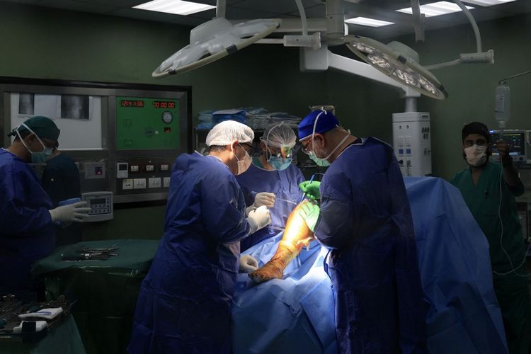 U.S. Surgeons In Gaza Treat Hundreds Of Patients, 'restore Hope' - i24NEWS