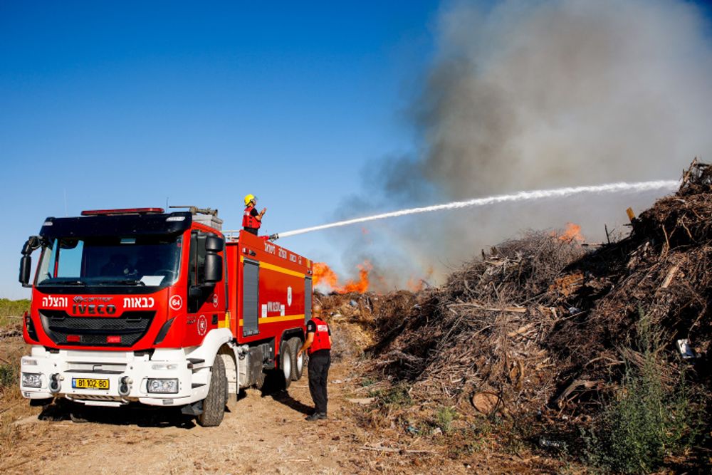 Israel: Incendiary Balloon Launched From Gaza Causes Fire - i24NEWS