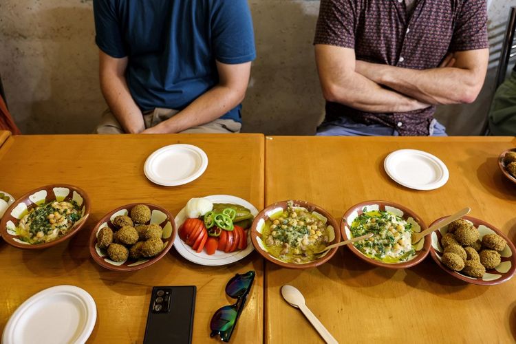 Le New York Times Désigne Un Restaurant De Falafels Israélien Parmi Les ...