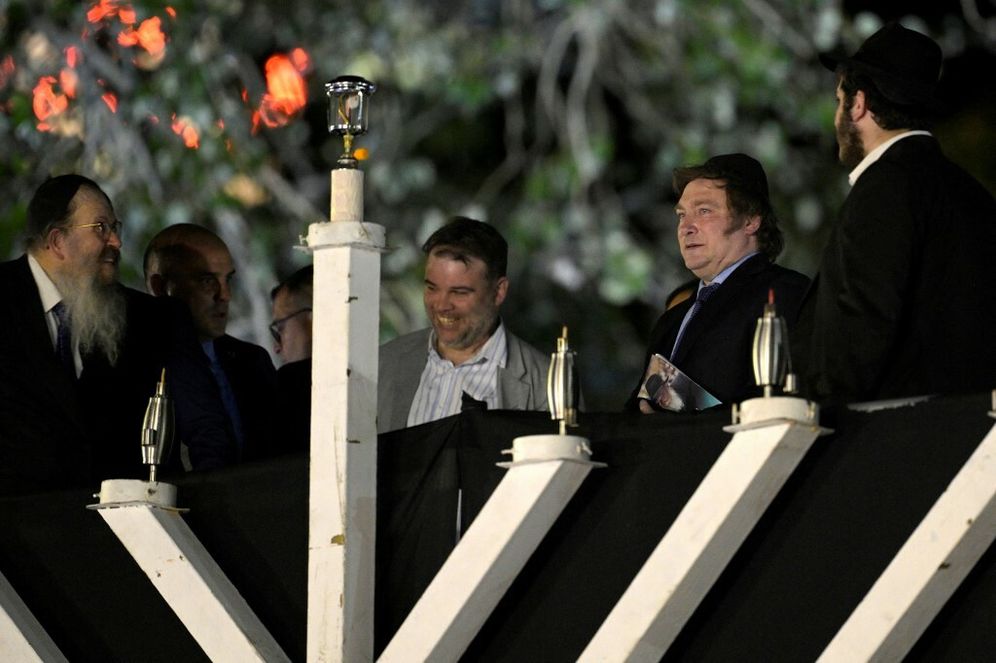 Argentine: Milei Participe À La Fête Juive De Hanoukka, Loue "la Force ...