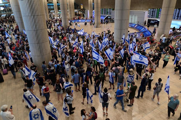 'Day Of Disruption' Blocks Roads, Airport, Vows To Shut Israel Down ...