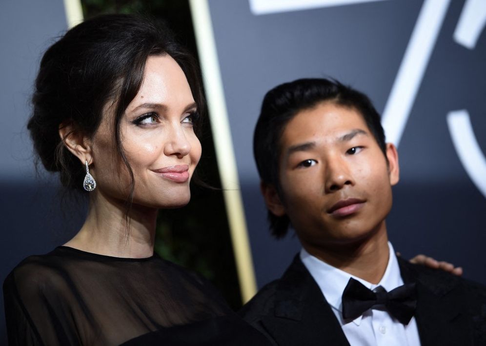 Le Fils D'Angelina Jolie Et Brad Pitt Va Exposer Ses Oeuvres À Tel-Aviv ...