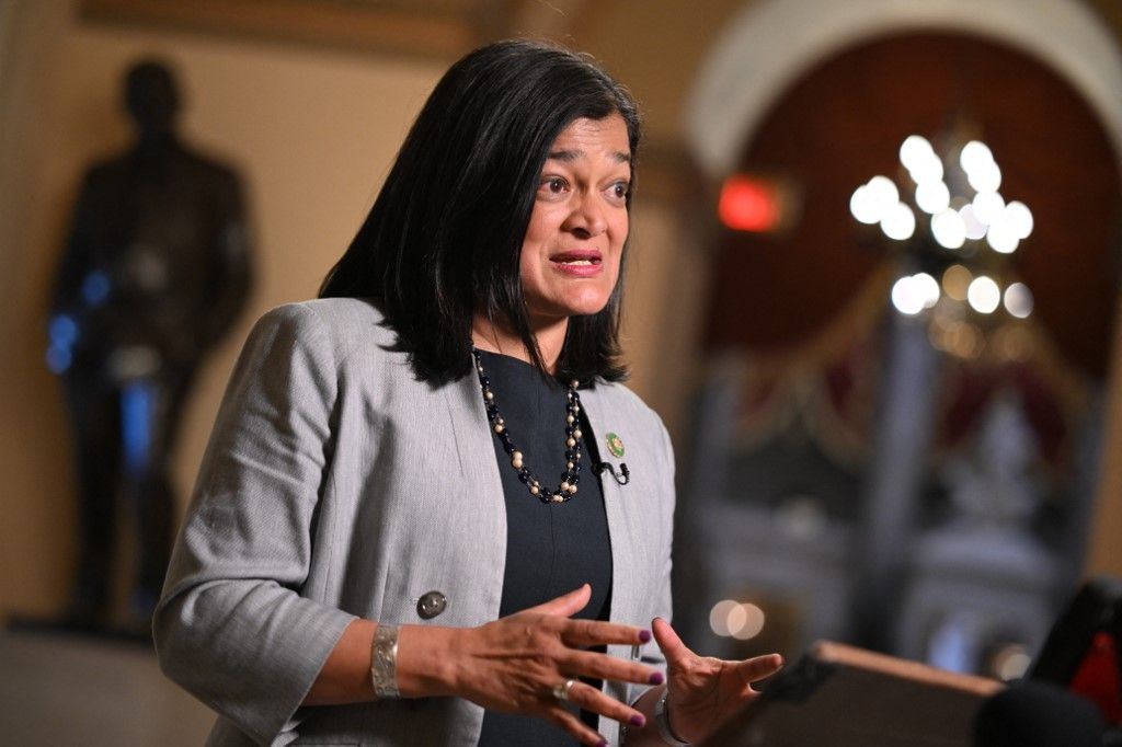 U.S. Rep. Jayapal Apologizes For Calling Israel ‘racist State’ - i24NEWS