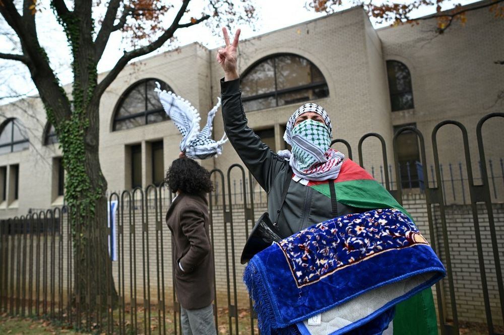 Protester Sets Self On Fire Outside Israeli Consulate In Atlanta - i24NEWS