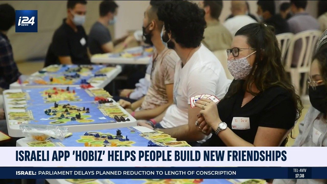 Israeli App Aims To Connect Users And Fight Loneliness - i24NEWS