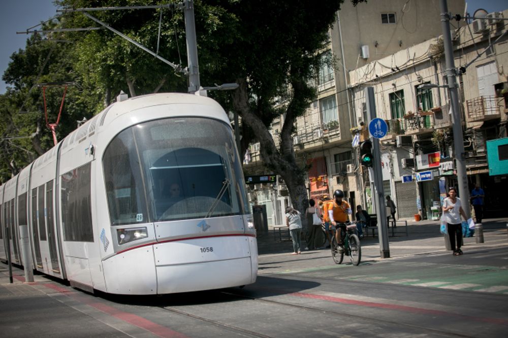 La Première Ligne De Tramway De Tel Aviv Va Entrer En Service Ce Mois ...
