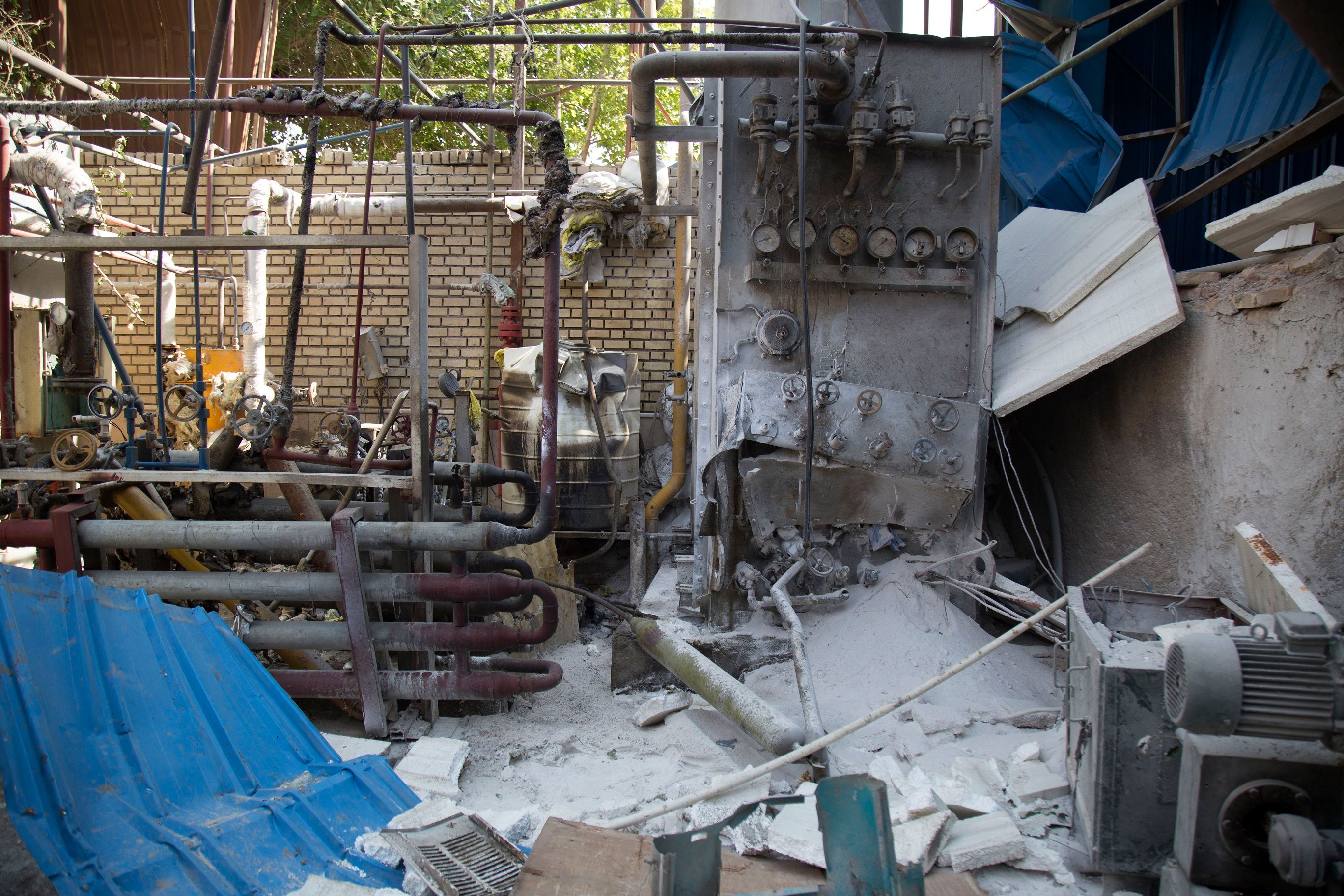 Iran: Une Explosion De Gaz Détruit Un Bâtiment Et Fait Au Moins 2 Morts ...