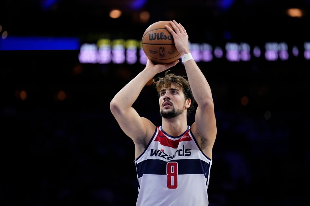 NBA's Deni Avdija Displays Tribute To Wounded Actor Idan Amedi - i24NEWS