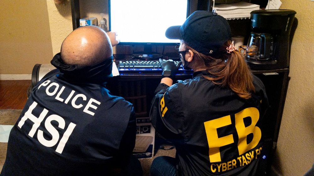 Hackers Compromise FBI Email System, Send Thousands Of Messages - i24NEWS