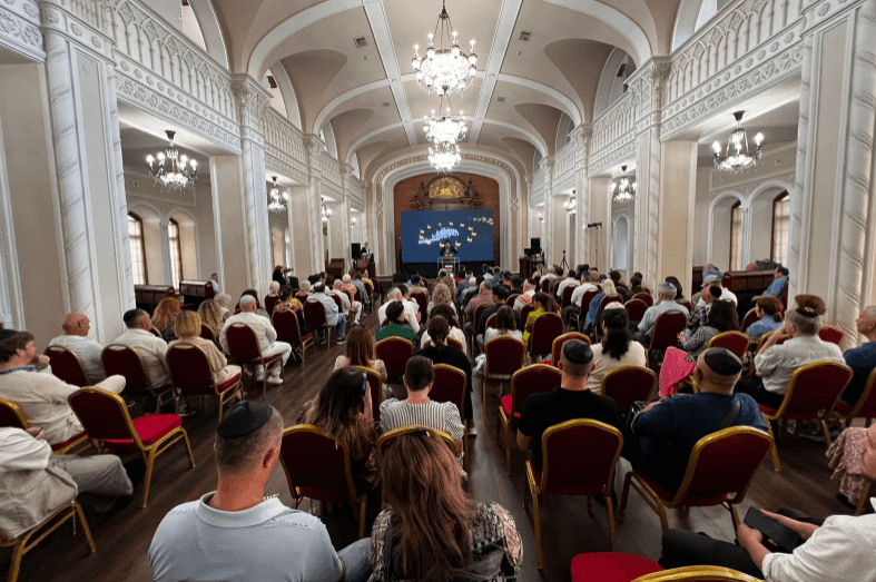 Kiev Célèbre Le 125e Anniversaire De La Synagogue Brodsky - i24NEWS