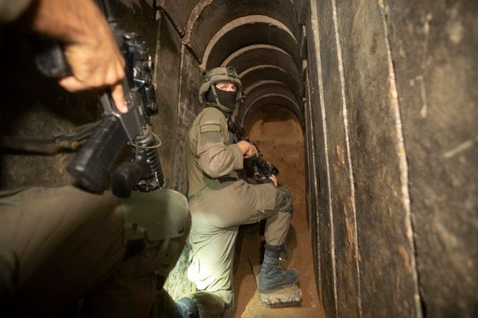 Des Cages À Otages Découvertes Par Tsahal Dans La Bande De Gaza - i24NEWS