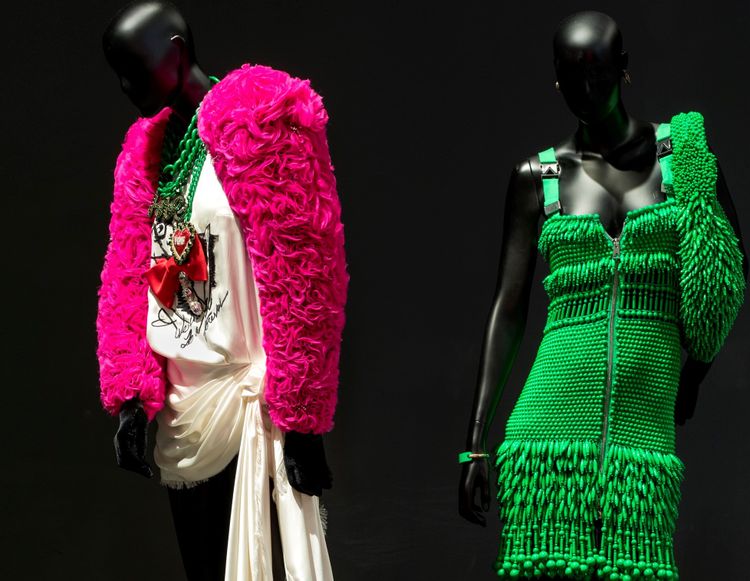 Israël: L'oeuvre Du Styliste Alber Elbaz Dans Une Exposition ...