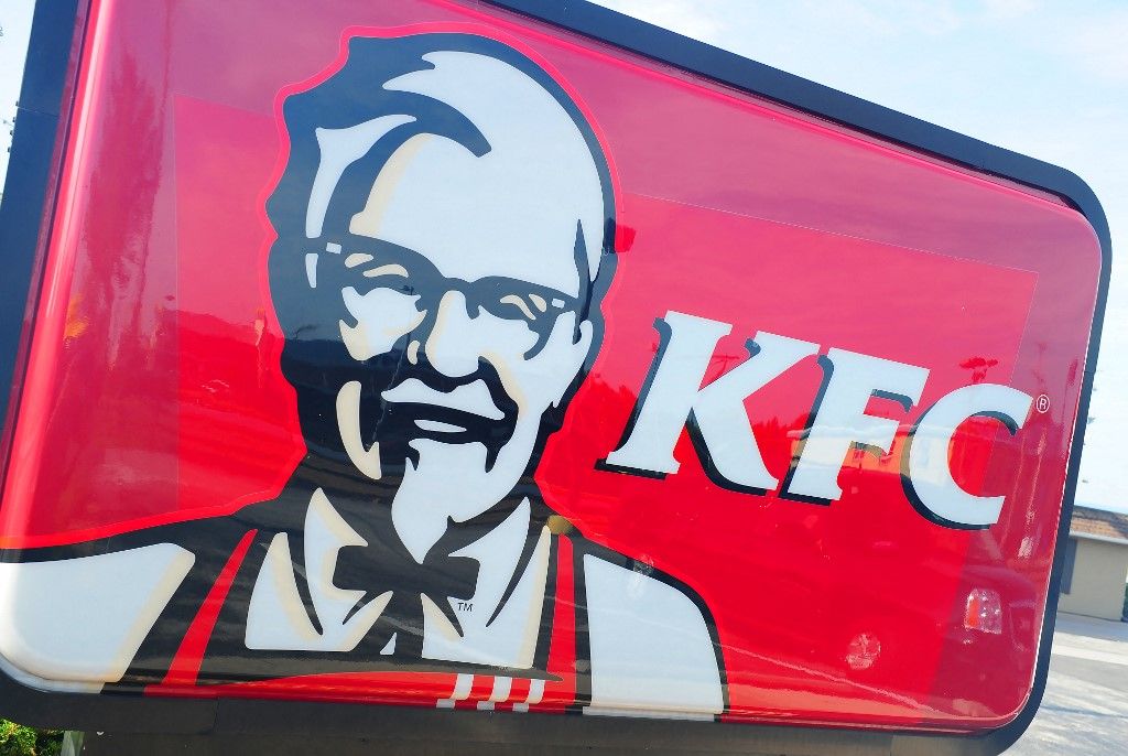 KFC Germany In Hot Water Over Kristallnacht Promotion - i24NEWS