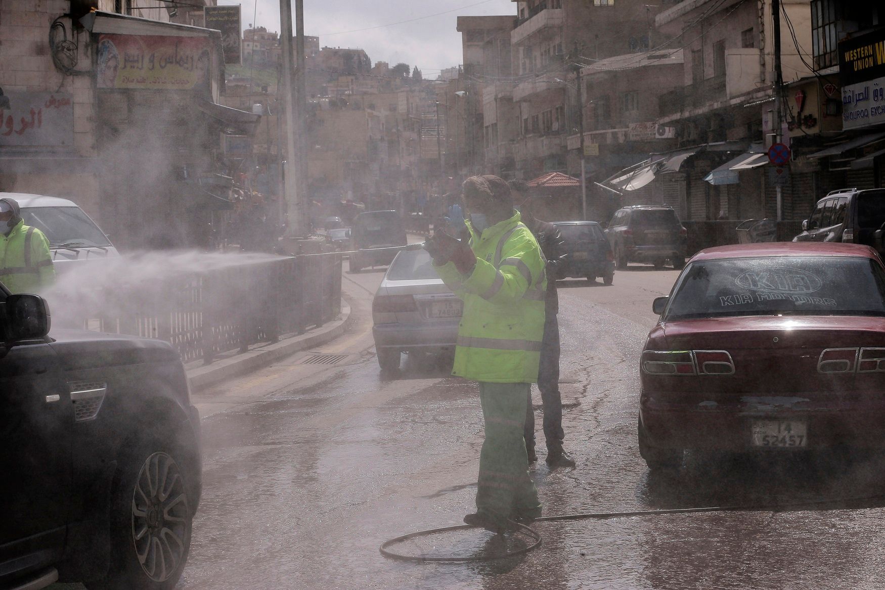 Jordan: Sirens Wail As Emergency Nationwide Curfew Kicks Off - i24NEWS