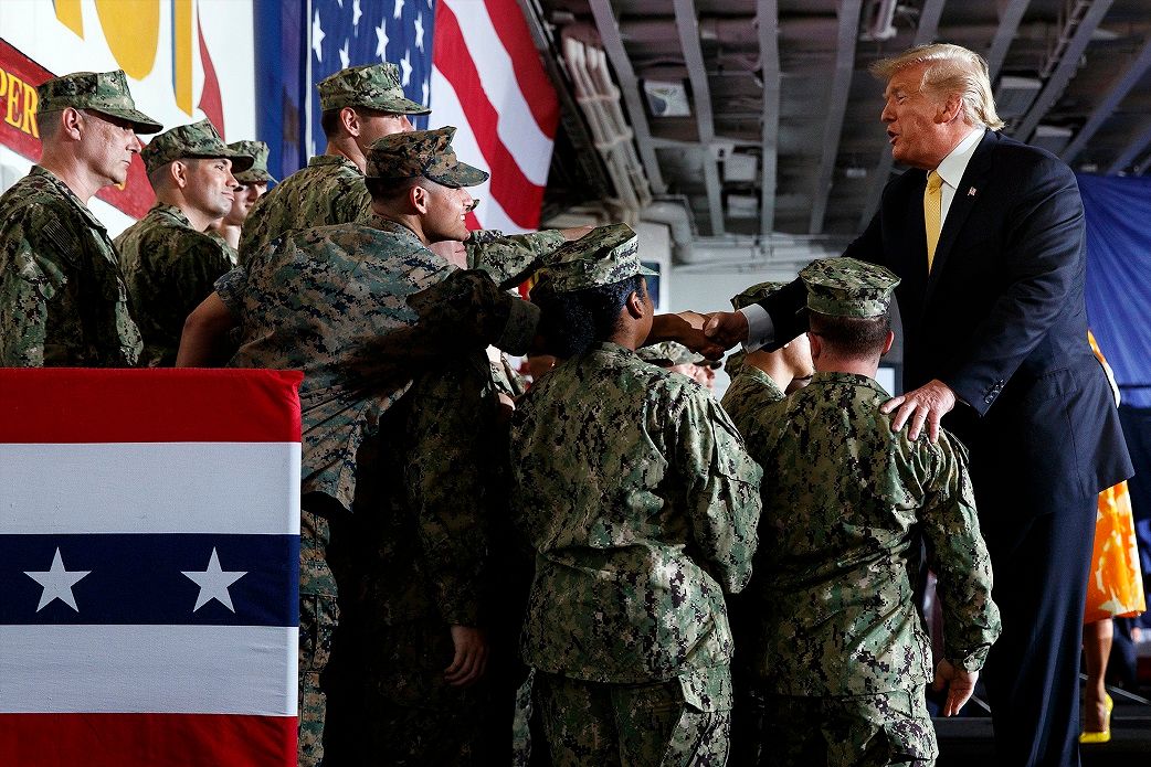 Trump Affirme La Puissance Militaire "redoutable" Des Etats-Unis - i24NEWS