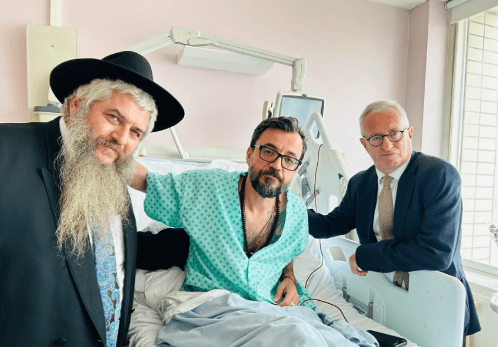 Le Grand Rabbin D'Ukraine Rend Visite À Vahid Beheshti, Militant Irano ...