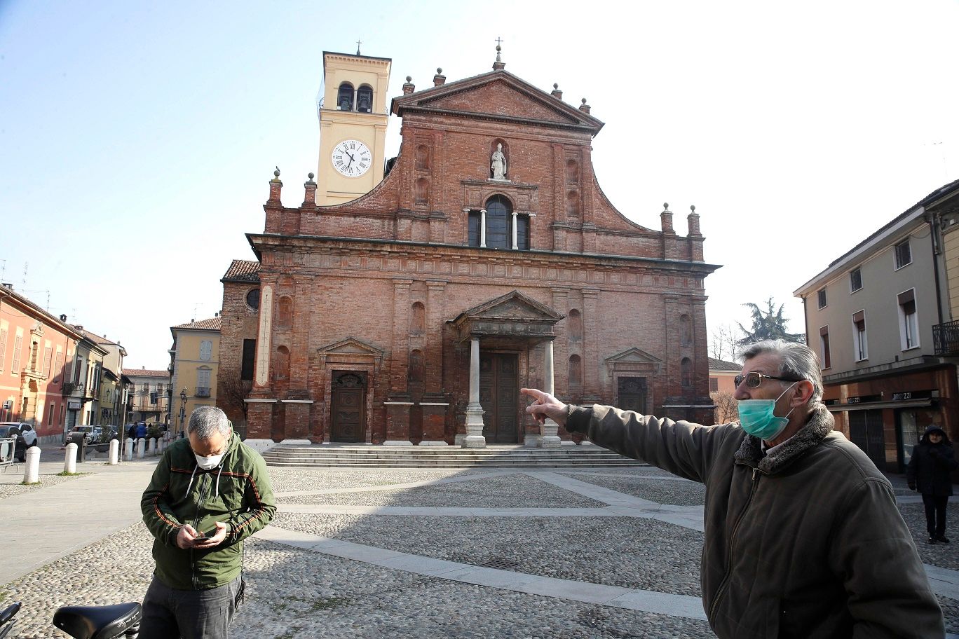 Italy Coronavirus Cases Surpass 100 As Towns Put On Lockdown - i24NEWS