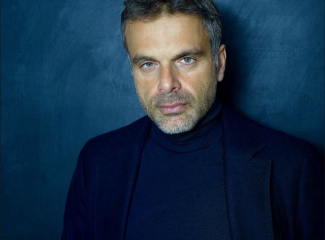 Portrait - Steve Suissa, Derrière Les Paillettes, La Quête De Sens ...