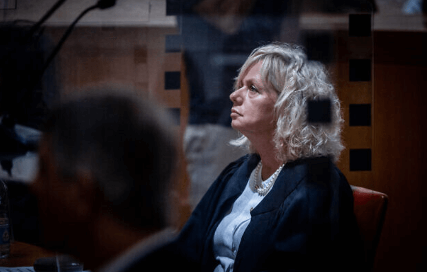 Attorney General Tells Netanyahu: 'You Cannot Fire Shin Bet Head' - i24NEWS