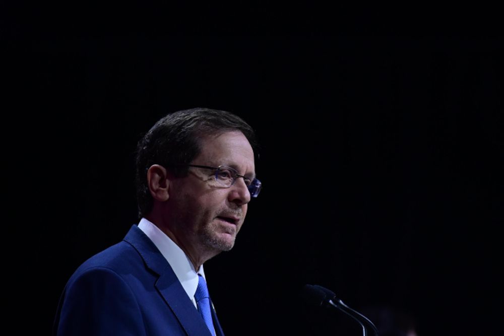 Israel's Herzog To Embark On U.S. Trip Monday Night, Will Meet Biden ...