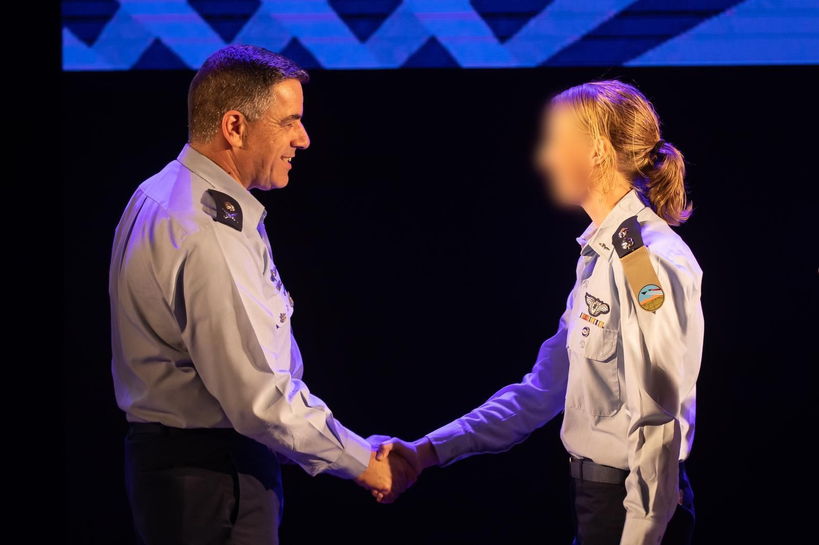 First Female Squadron Leader In Israel's Air Force Officially Takes ...