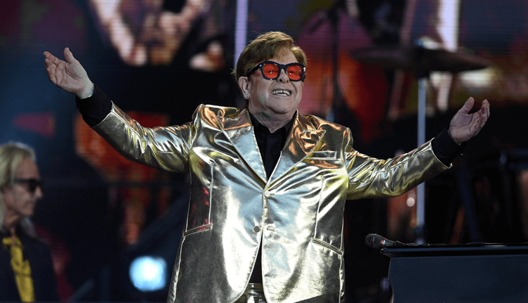 Elton John Hospitalized After Falling In His French Villa - i24NEWS