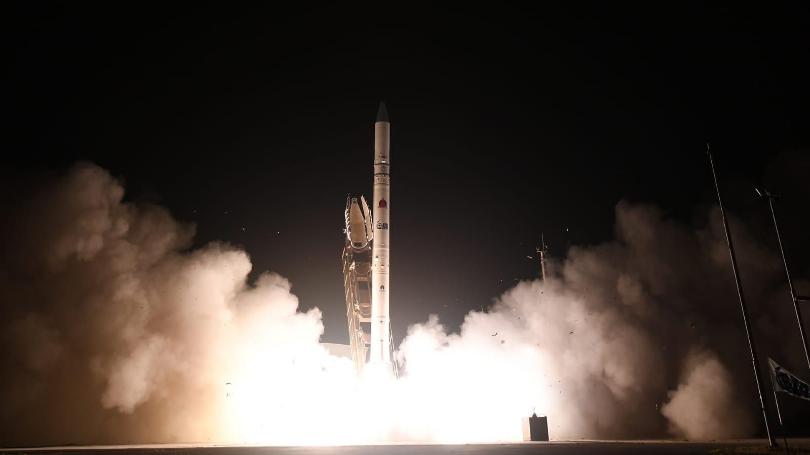 Israel Launches Ofek 16 Recon Satellite Into Orbit - i24NEWS