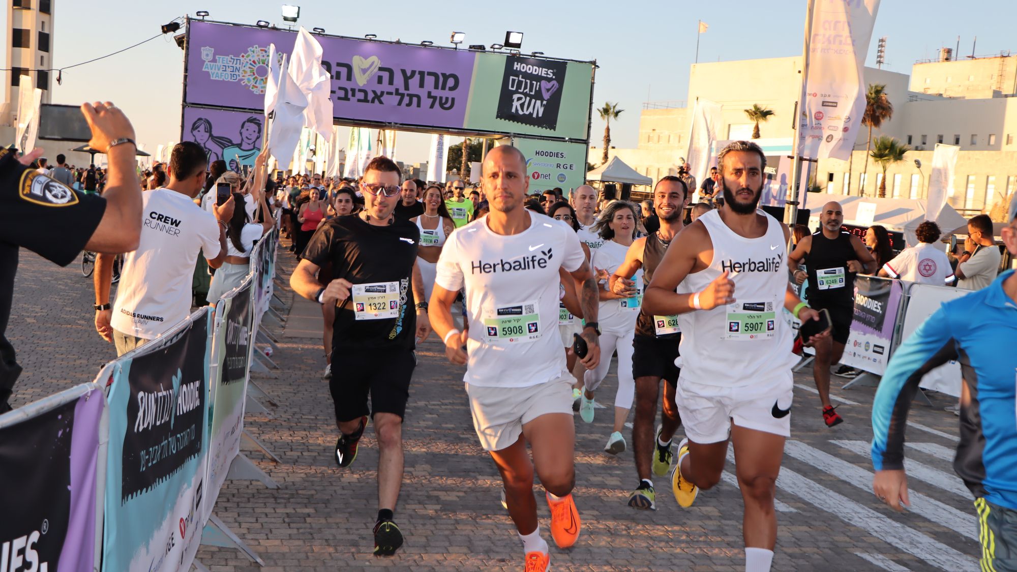 Le Singles Run Fait Son Retour À Tel Aviv : Sport, Musique Et ...