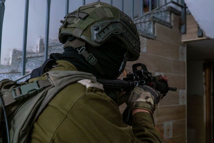 Israeli Forces Arrest 22 During Counterterrorism Operations In West ...