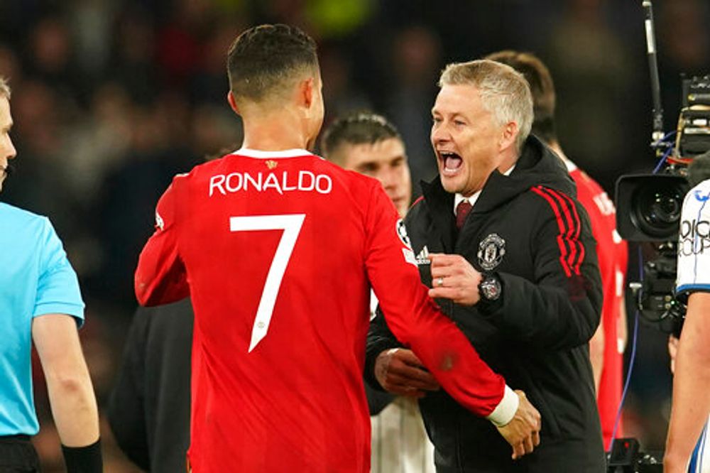 الدوري الإنجليزي الممتاز مانشستر يونايتد يتجه نحو إعطاء فرصة جديدة