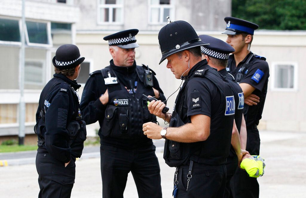 British Police Charges 3 With Preparing Terrorist Attack - i24NEWS