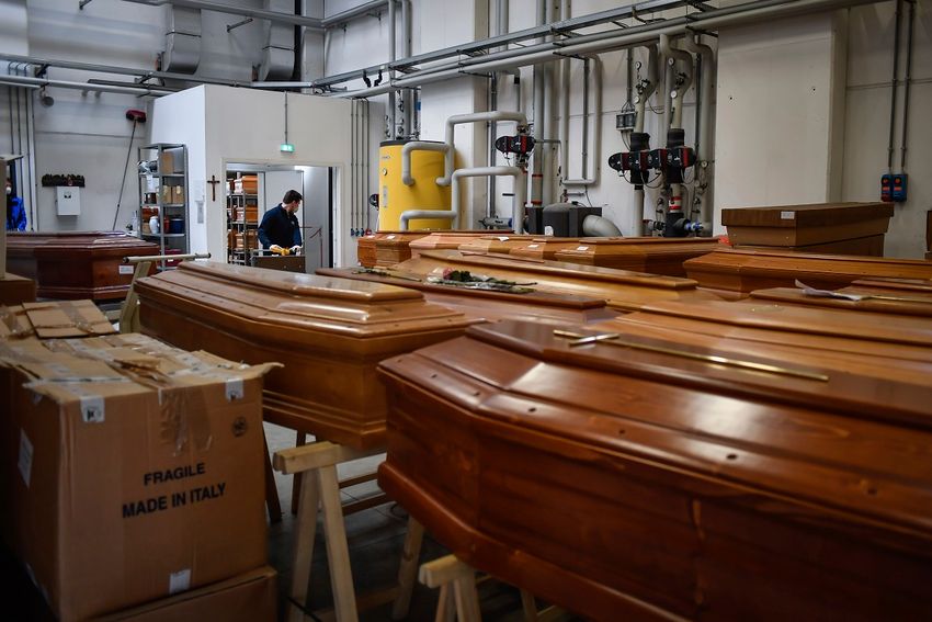 Italy's Coronavirus Death Toll Shoots Past 10,000 - I24news