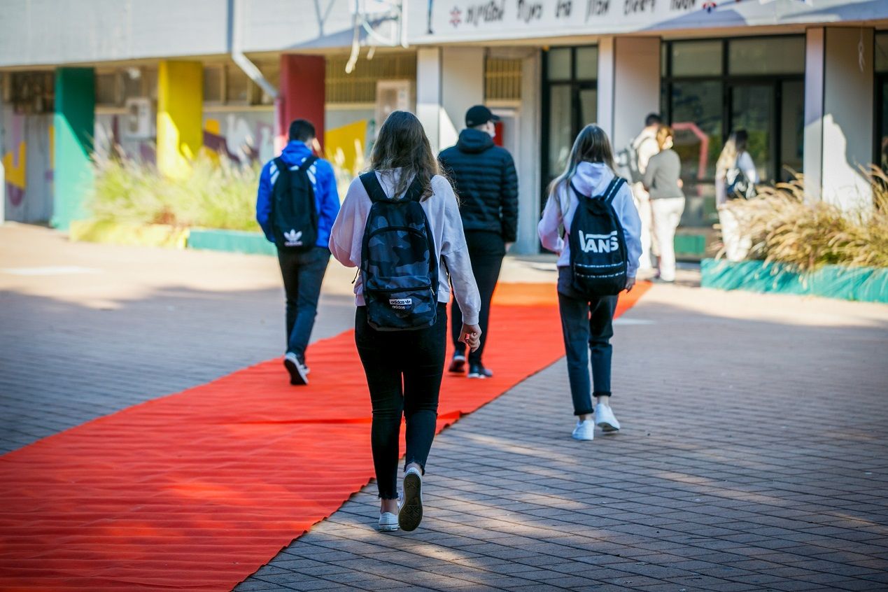 Israel: Gov't Changes Decision, Most Students To Attend Full School ...