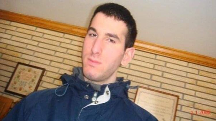 Outside Of High-tech Sector, Israelis Struggle Financially - i24NEWS