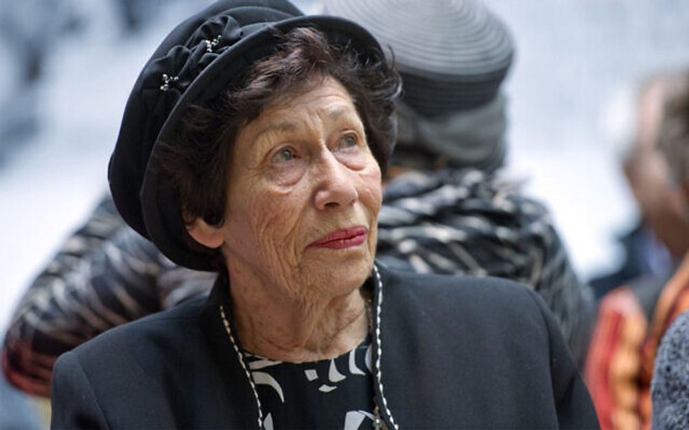 Hannah Goslar, Anne Frank’s Friend And Holocaust Survivor, Dies Aged 93 ...