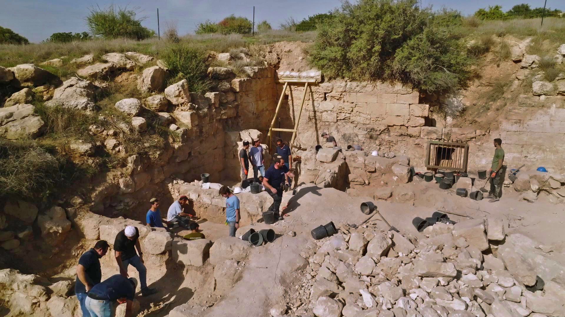 Israel: 2,000-year-old Family Tomb Is Being Uncovered - i24NEWS