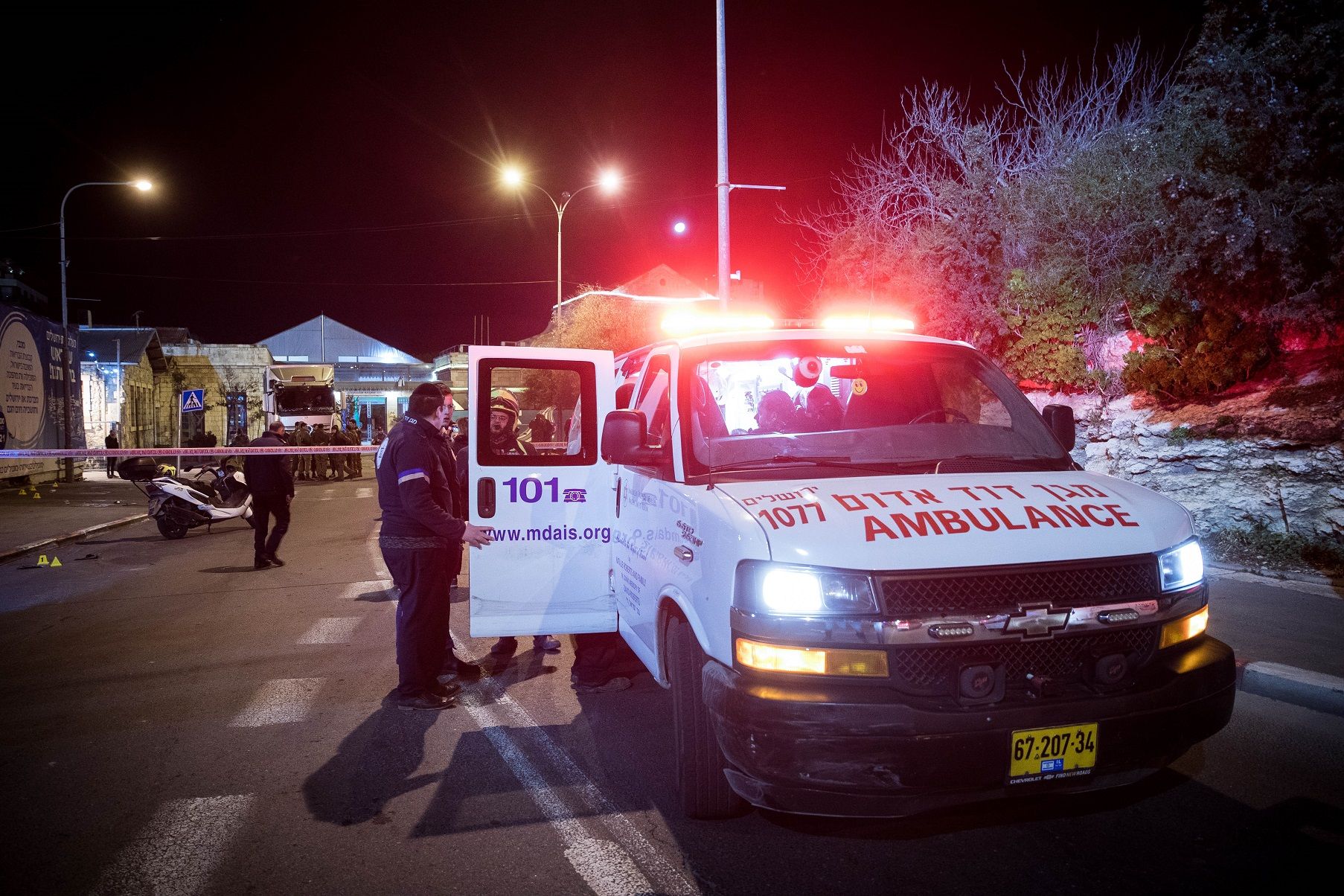 Jerusalem: 14 Soldiers Wounded, One In Critical Condition In Terror ... Jerusalem: 14 Soldiers Wounded, One In Critical Condition In Terror ...