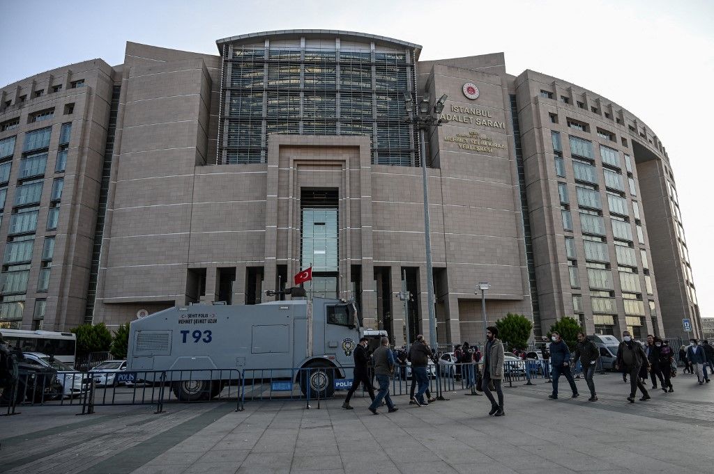 Turkey Court Extends Detention Of Top Activist - i24NEWS