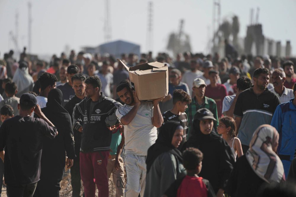 One Humanitarian Center Open Today In Gaza | LIVEBLOG - i24NEWS