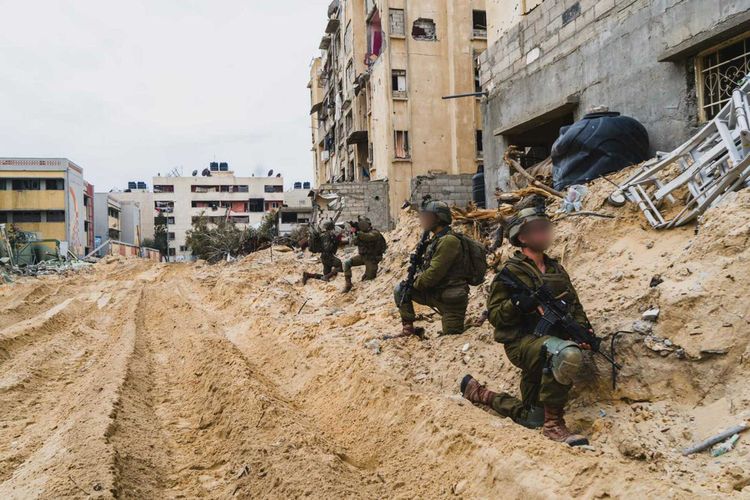 IDF Commando Unit Uncovers Weapons Cache In Western Khan Yunis - i24NEWS