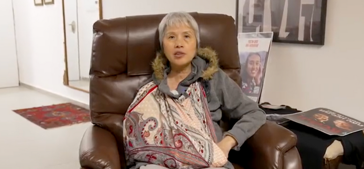 CNN Anchor Breaks Down While Sharing Letter From Mother Of Noa Argamani ...