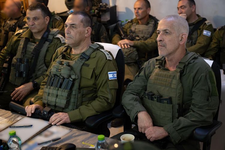 LIVE BLOG | Nuit De Frappes Israéliennes À Gaza, L'opération "Force Et ...