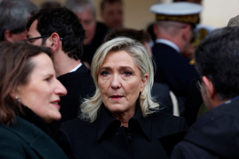 France : Marine Le Pen Critique Le CRIF Et Appelle À Sa "dégauchisation ...
