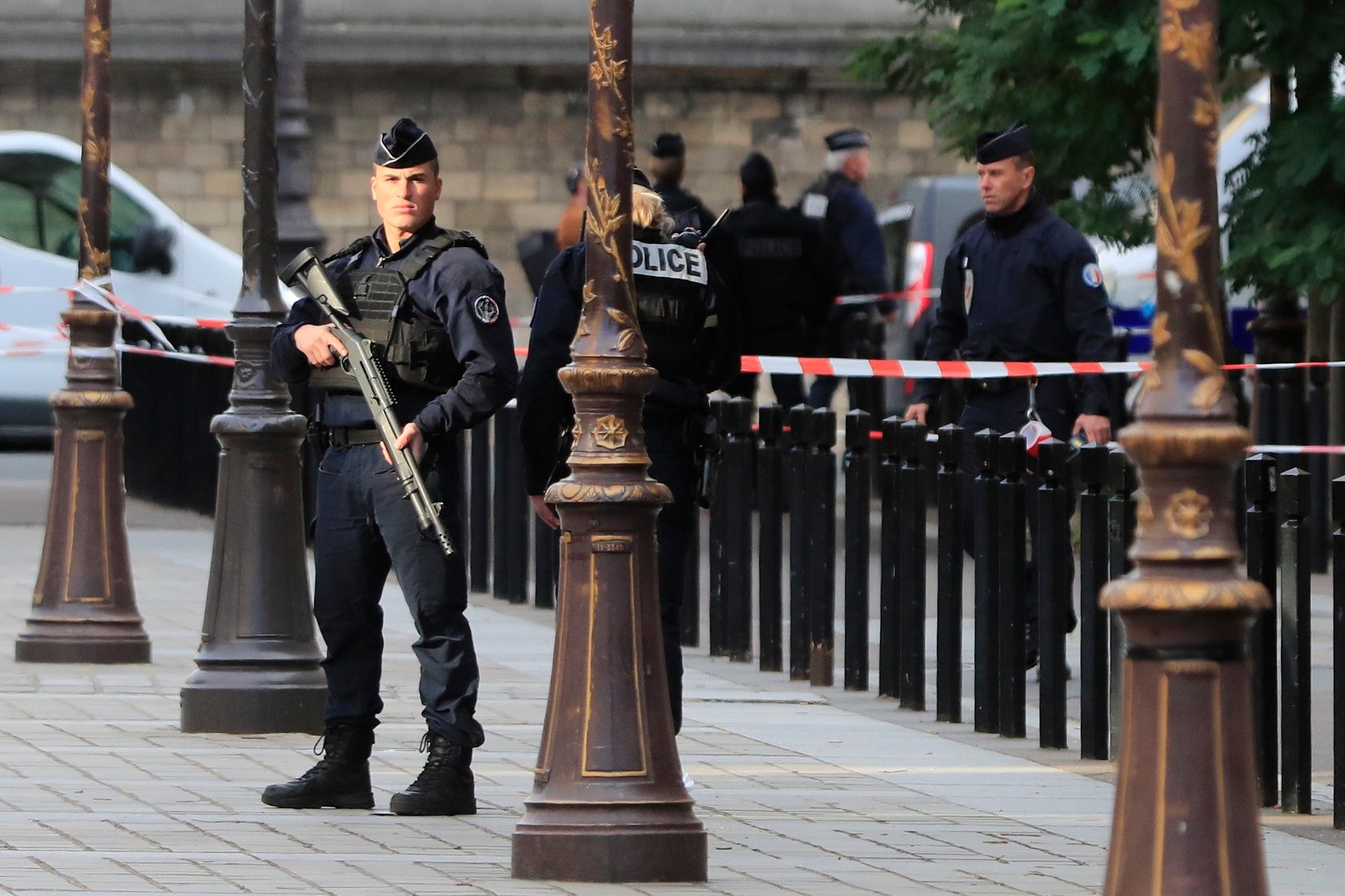 France: Police Arrest Suspect In Paris Metro Attack Of Israeli Student ...